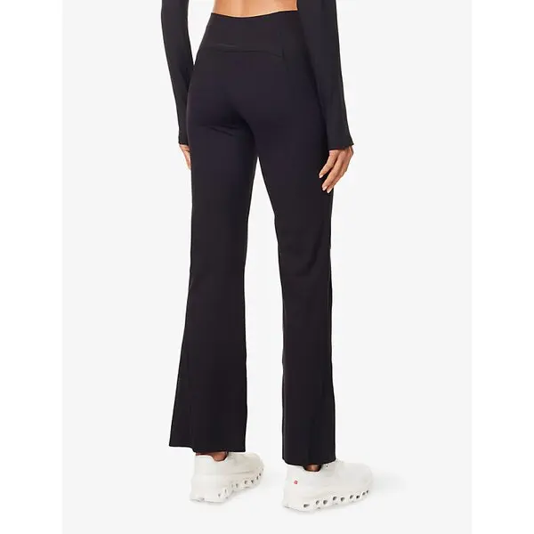On Studio Flared Performance Leggings - Black