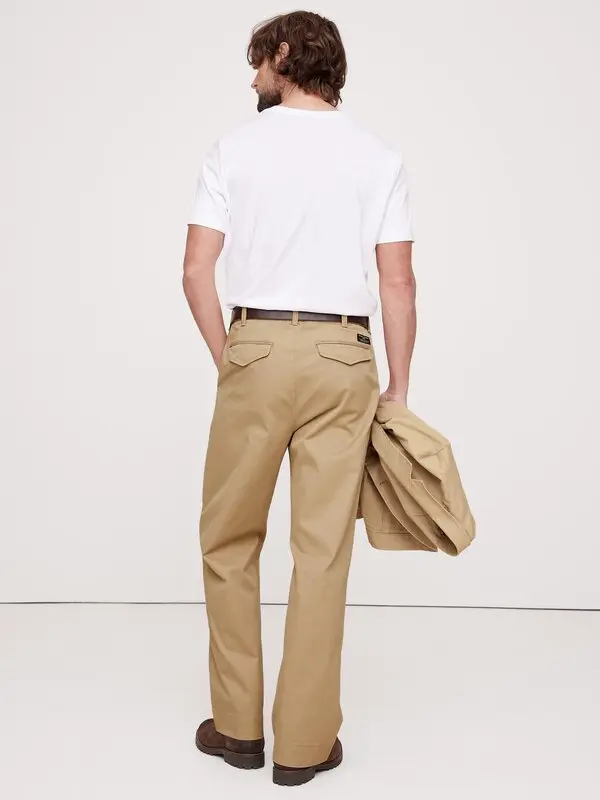 Banana Republic Relaxed Stretch Chino - Khaki Beige