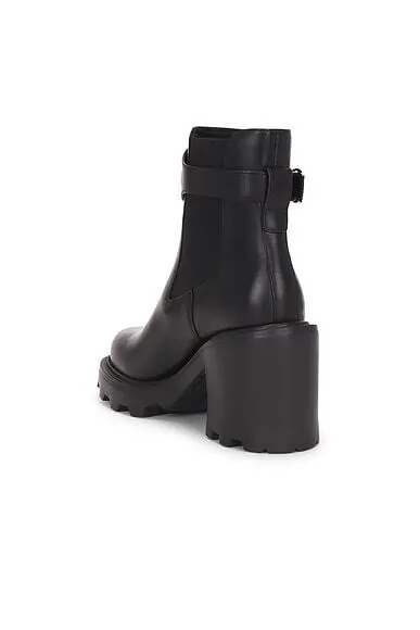 Valentino Garavani Vlogo Signature Beatle Boot