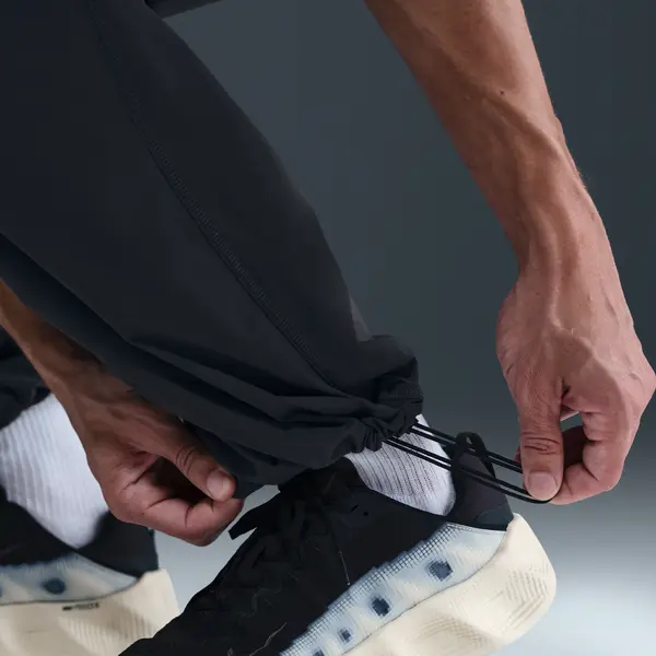 Nike Tech Dri-fit Woven Color-block Oversized Pants