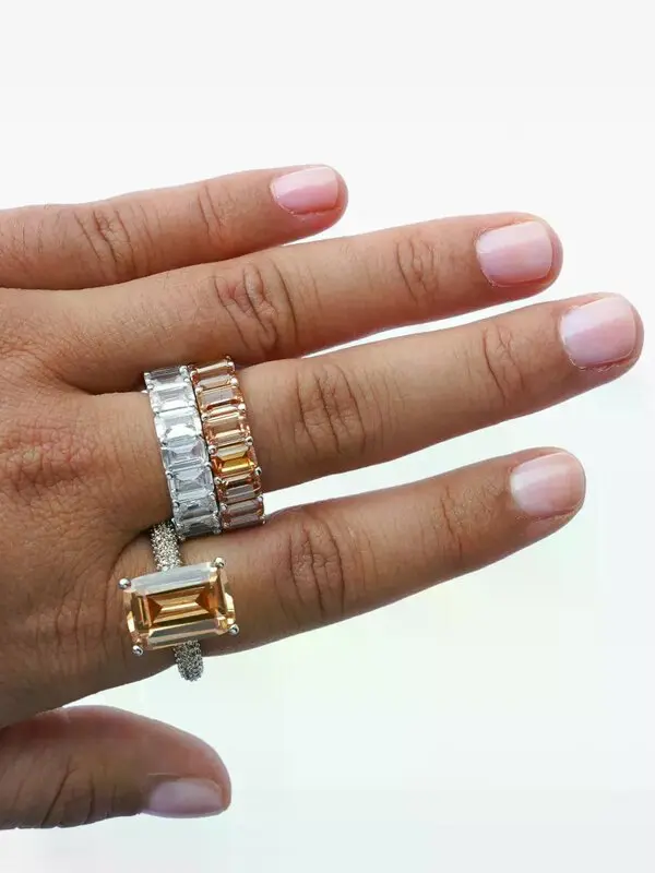 IZABEL DISPLAY Izabel Emerald Cut Full Eternity Band