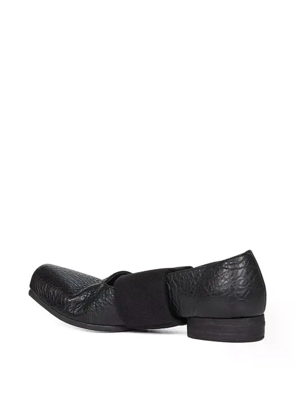 UMA WANG Elasticated-band Leather Pumps - Black