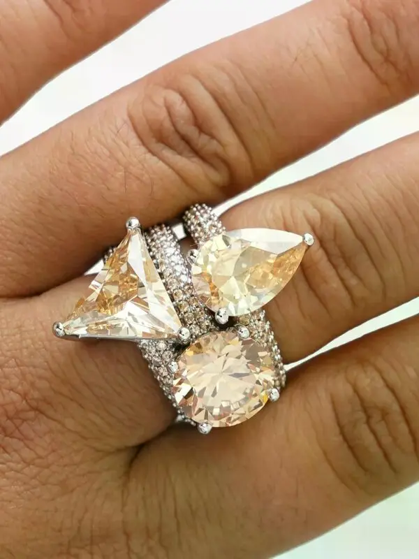 IZABEL DISPLAY Mega Triangle Ring With Cubic Zirconia