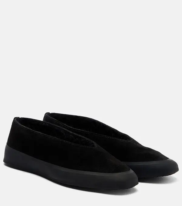 Le Monde Beryl Après Ski Shearling-lined Suede Ballet Flats - Black