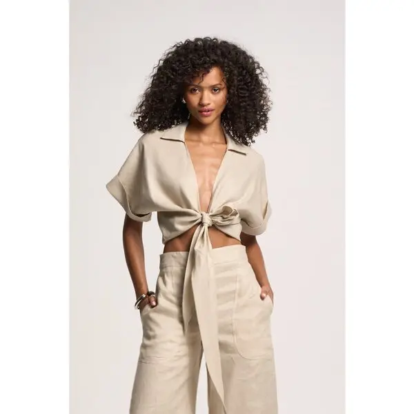 JBQ Chiara Cropped Linen Top With Exaggerated Collar And Cuffed Sleeves - Biscuit