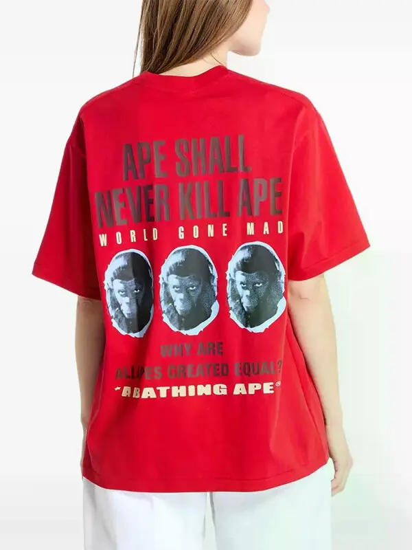 A BATHING APE Slogan Graphic Tee