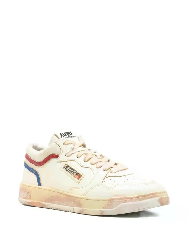 AUTRY Medial Stripe Leather Sneakers