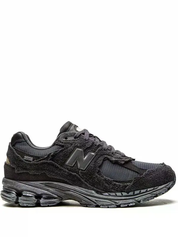 NEW BALANCE 2002r Distressed Sneakers - Black