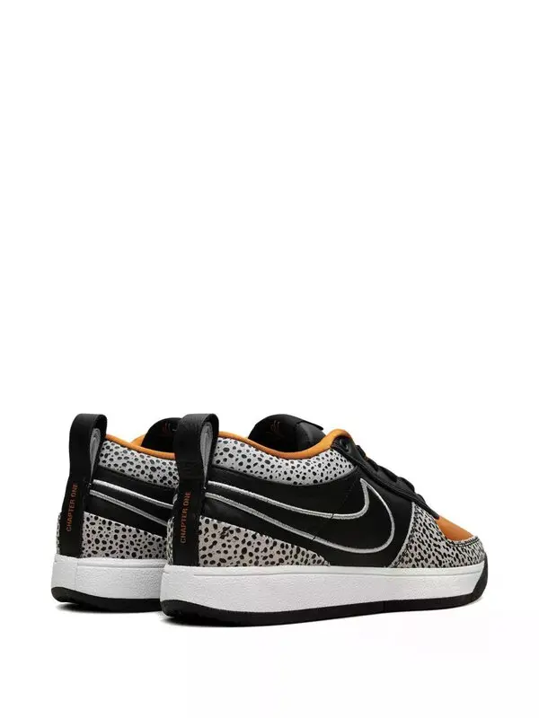Nike Low Top Sneakers - Black