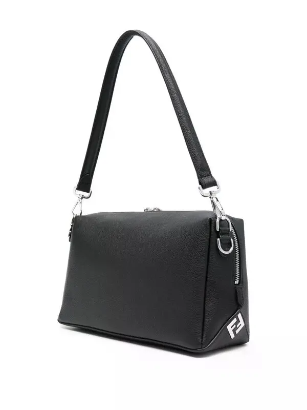 Fendi Logo-plaque Leather Shoulder Bag - Black