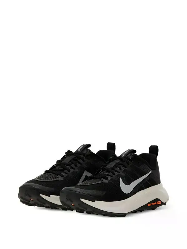 Nike Wildhorse Sneakers