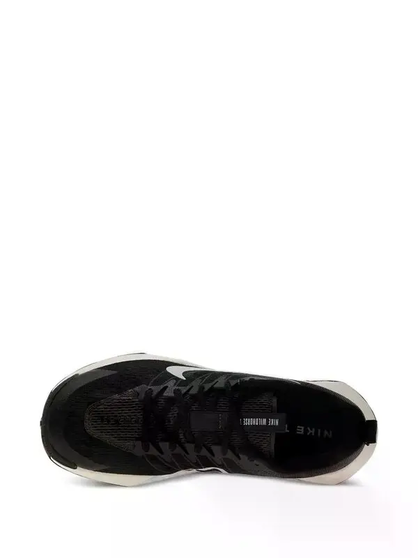 Nike Wildhorse Sneakers