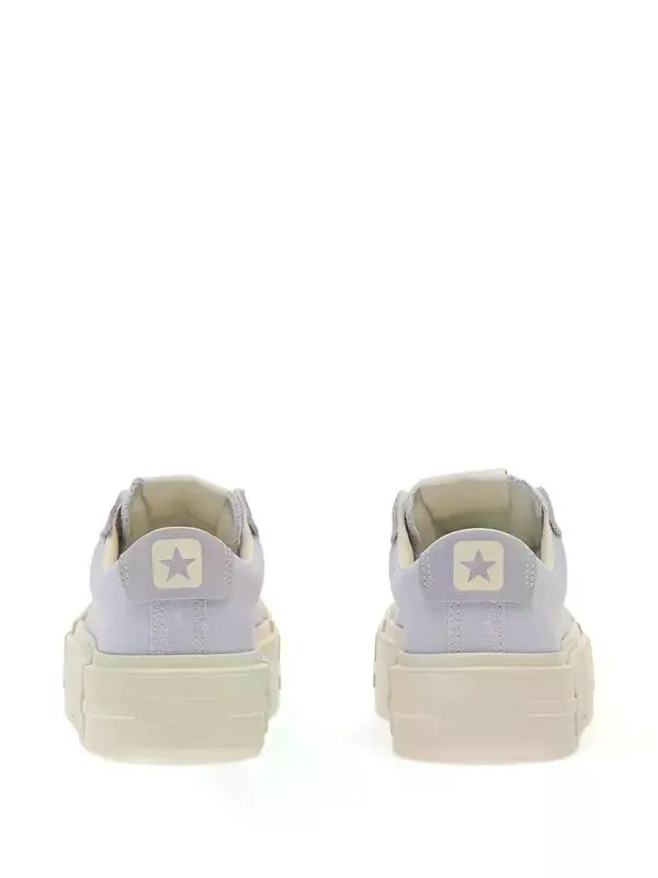 CONVERSE Chuck Taylor Platform Sneakers