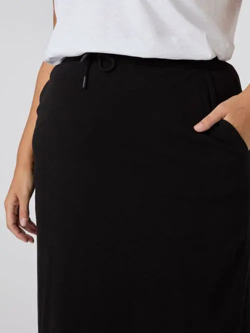 LIVE UNLIMITED Jersey Midi Skirt