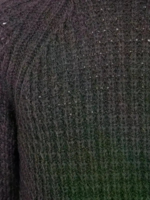 NUUR Turtleneck Ribbed Sweater