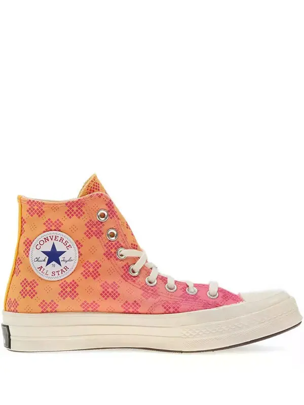 CONVERSE X Doraemon Chuck 70 Sneakers - Pink
