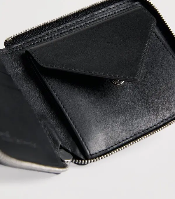 Ami Leather Zipped Wallet