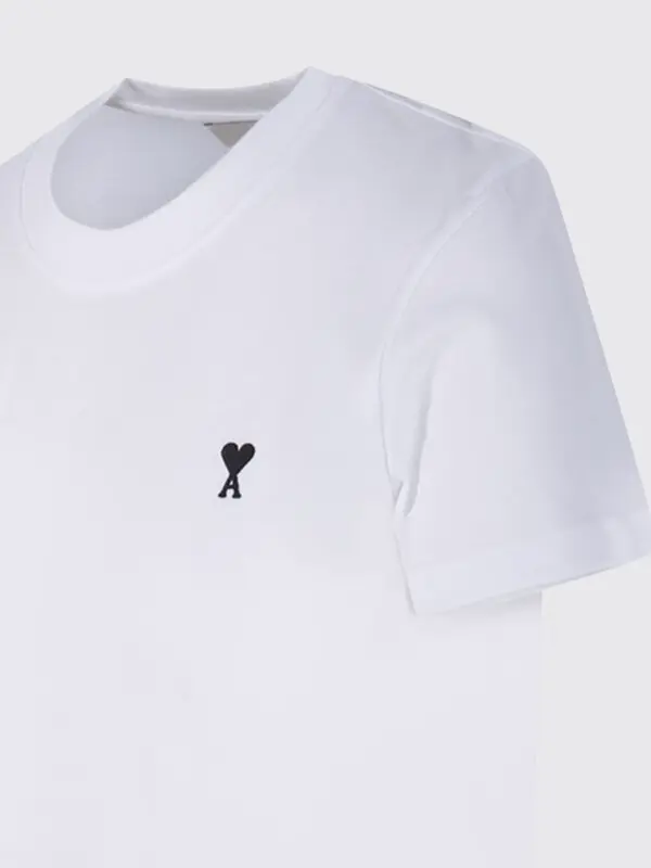 AMI Paris T-shirt With Logo Detail