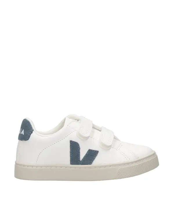 VEJA Low Top Sneakers