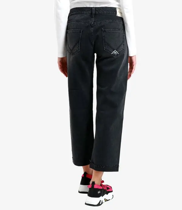 ROY ROGER'S Cropped Boyfriend Jeans