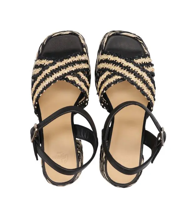 CastaÑer Heeled Leather Sandals