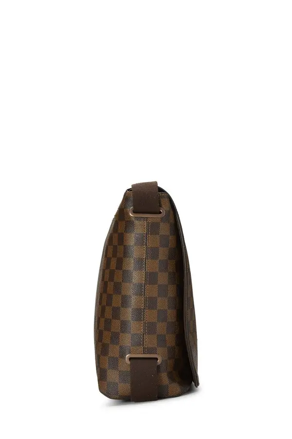 LOUIS VUITTON Damier Ebene Brooklyn Messenger Bag