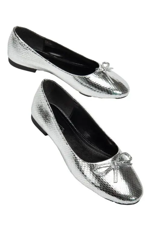 PROLOGUE SHOES Amy Ballerina Flats - Silver Faux Leather