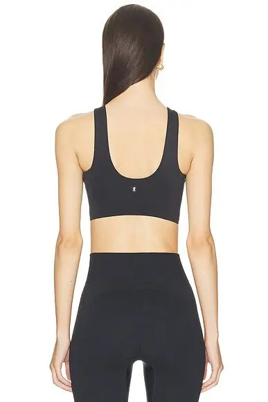 On Core 2-in-1 Cropped Top