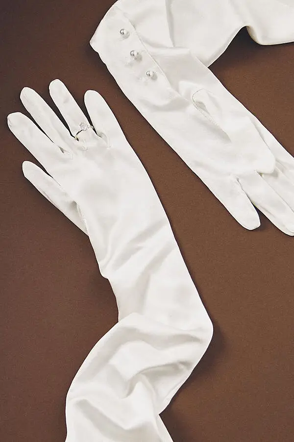 Carolina Amato Principessa Silk Gloves - Diamond White