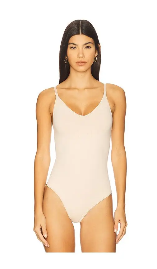 Spanx Sculpt Thong Bodysuit - Soft Nude