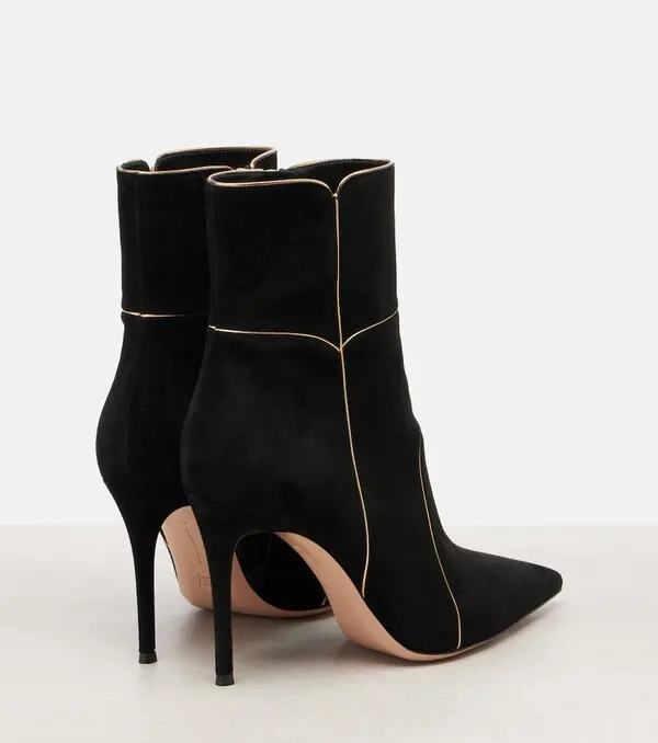 GIANVITO ROSSI 95 Suede Ankle Boots - Black
