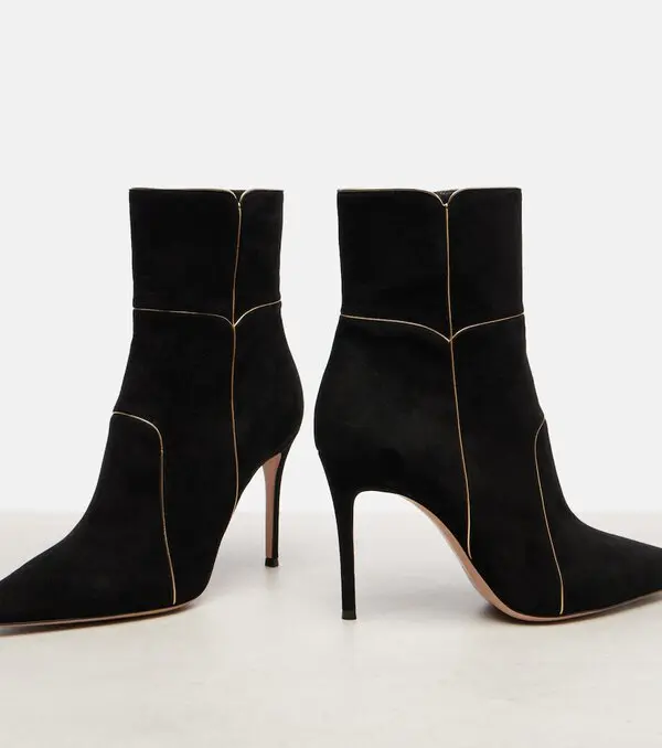 GIANVITO ROSSI 95 Suede Ankle Boots - Black