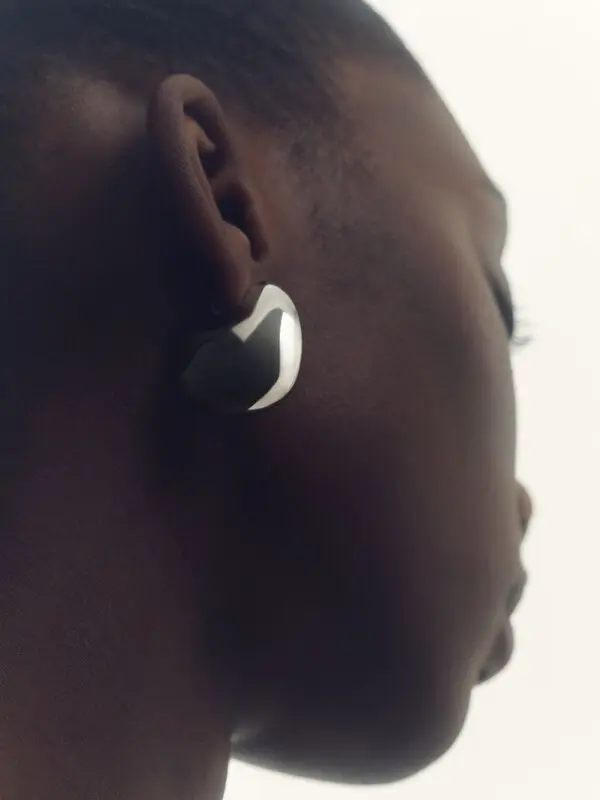 REISS Calla Curve Scoop Earrings - Silver Tone