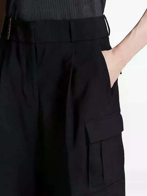 Peserico Pleated Cargo Knee-length Shorts