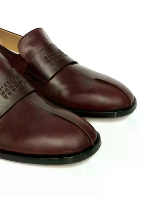 MAISON MARGIELA Tabi Leather Loafers - Red