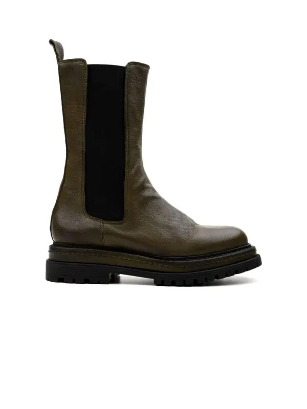 Zoe Chelsea Boots