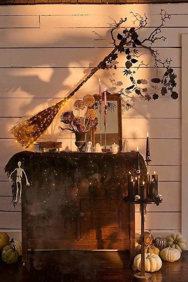 TERRAIN Led Cascading Boughs Garland
