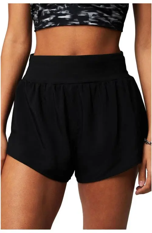 FABLETICS 3" Sun Chaser Short - Black