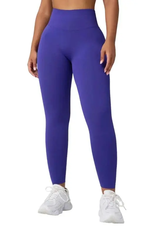 FABLETICS Seamless Scrunch High-waisted Legging - Nightfall