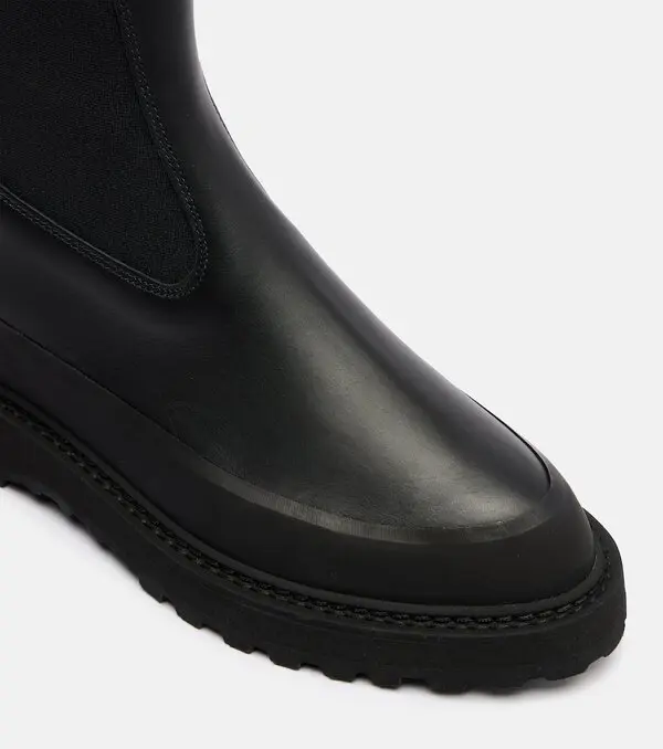 Le Monde Beryl Dolomite Leather Chelsea Boots - Black