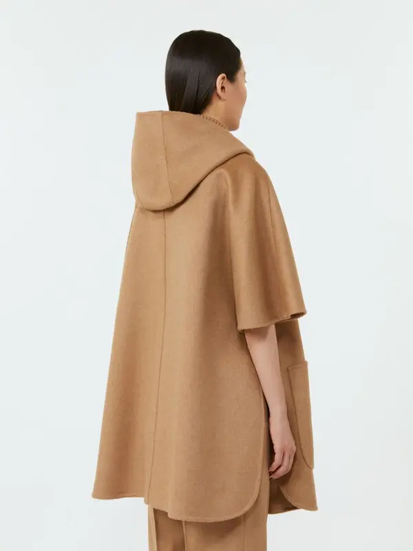 Max Mara Double-face Hair Cape