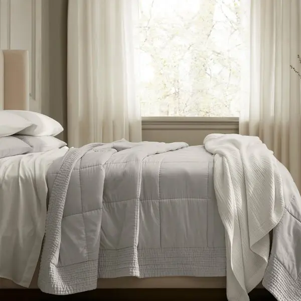 BOLL & BRANCH Signature Handstitched Quilt