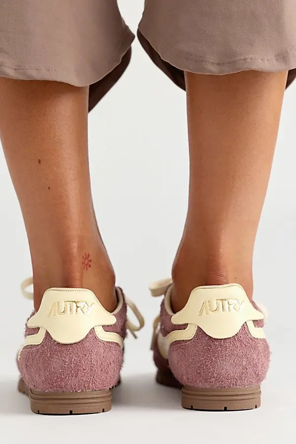AUTRY Windspin Suede Low-top Sneakers - Chia/rut