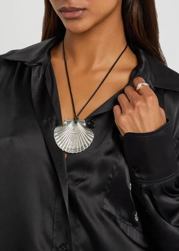 Éliou Venus Shell Pendant Cord Necklace