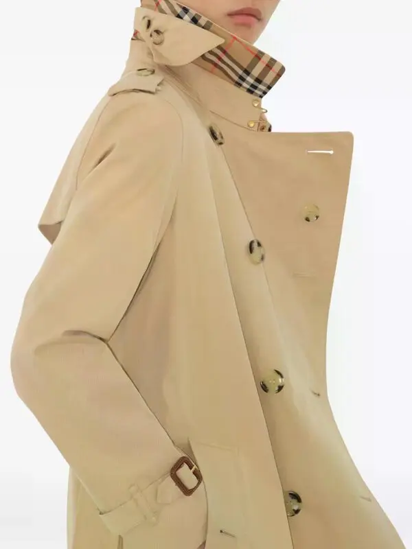 Burberry Kensington Heritage Trench Coat - Neutrals