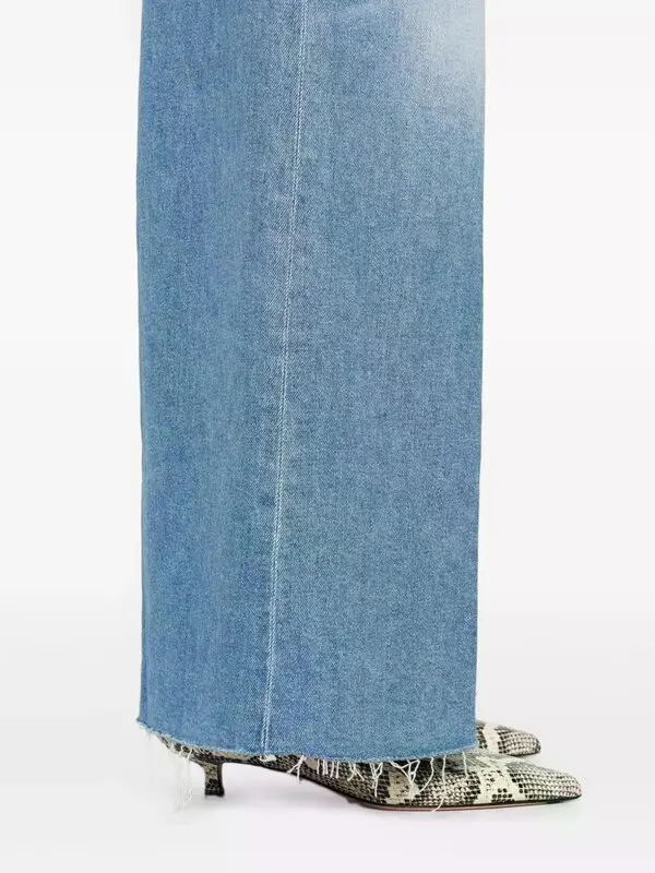 MOTHER The Swisher Sneak Fray Jeans - Blue