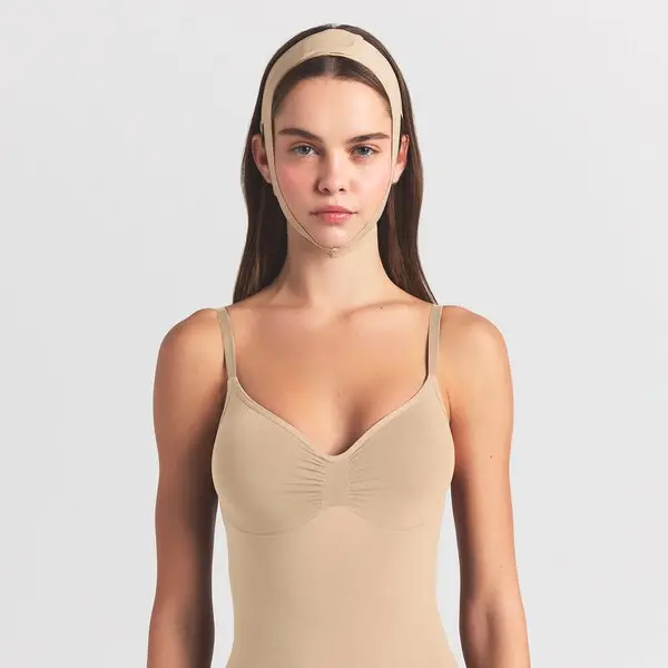 SKIMS Face Wrap | Light Neutral | Seamless Sculpt - Clay