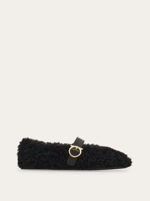 FERRAGAMO Shearling Ballet Flat - Black