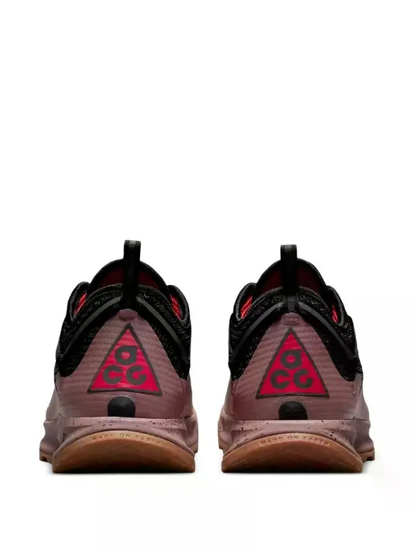 Nike Nasu Low-top Sneakers