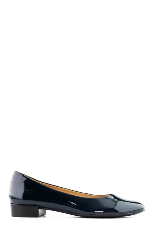 MARC JOSEPH NEW YORK Madison Leather Flat - Navy Soft Patent